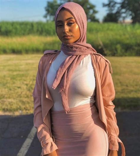 Who Is She Hijab Chic Mode Gaya Hijab