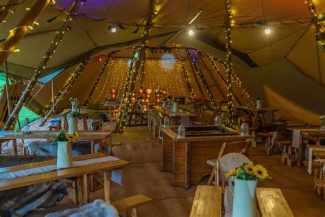 Tipi Wedding Tipis Tipi Wedding Venue