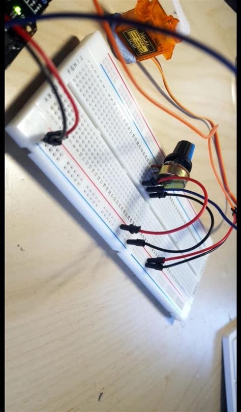 Need Help Arduino Uno Code Uploads But Does Nothing Works Correctly