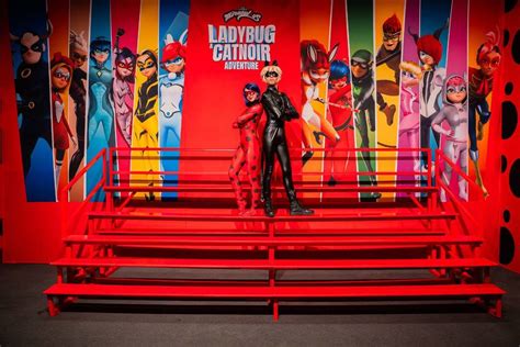 La experiencia oficial Ladybug y Cat Noir Adventure donde podrás sentirte como superhéroe del ...