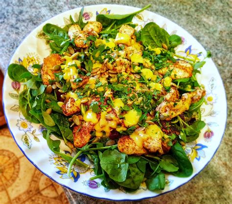 Aromatic Halloumi Salad The Delicate Diner