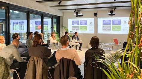 Treffen Aller Koordinierenden Ki Trainer In Berlin Mittelstand Digital Zentrum Ilmenau