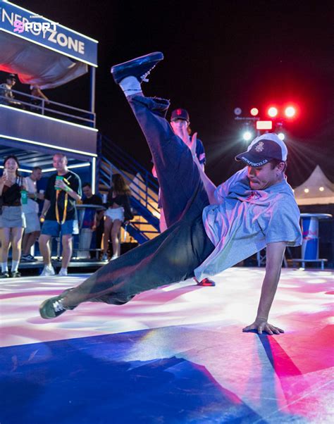 นักเต้น Red Bull Dance Your Style ร่วมโชว์ลีลาที่ Rolling Loud Thailand 2024