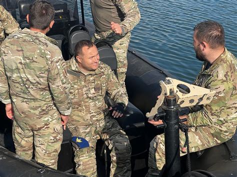 Valentin Popa Din Nou Printre Camarazii De Arme Invictus România