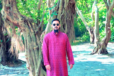 Mahmudul Hasan 🎯 Real Estate Roll Up Banner Design That Facebook