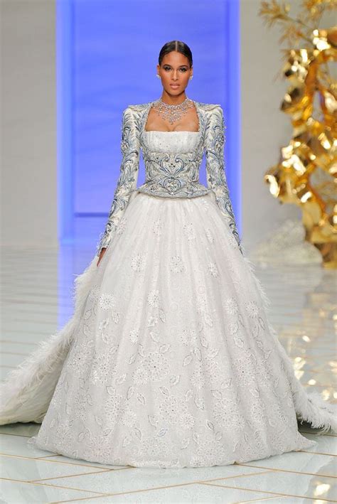 Guo Pei Wedding Dresses Top 10 Find The Perfect Venue For Your