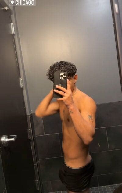 Adicmony Cam Model Free Live Sex Show And Chat Stripchat