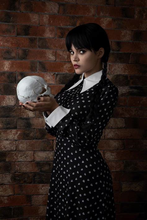 kalinka fox wednesday addams kalinka fox nude wednesday addams 05