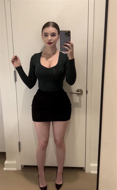 How Do I Look R RealGirls SFW