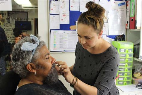 Look Vinette Ebrahim Gets Amazing Disguise For 7de Laans Vivian