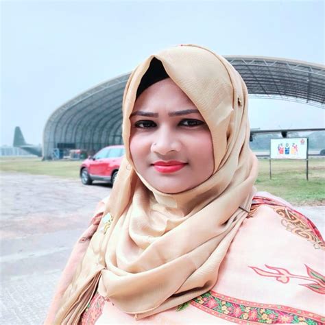 নীলা মজুমদার রান্নাঘর ২ 👉👉ত্বক ও চুল ভালো রাখার ৩ উপায় মানুষ ত্বক ও চুল নিয়ে বেশি ভাবে। এই