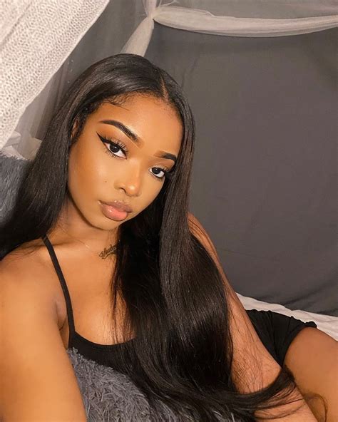 1of1 🤍 On Instagram “tag Black Businesses Below 🤎” Modele Coiffure