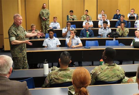 Usspacecom Senior Leader Speaks To U S Air Force Academy Cadets About Defending The Space