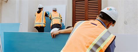 custom display and exhibit assembly services riot color