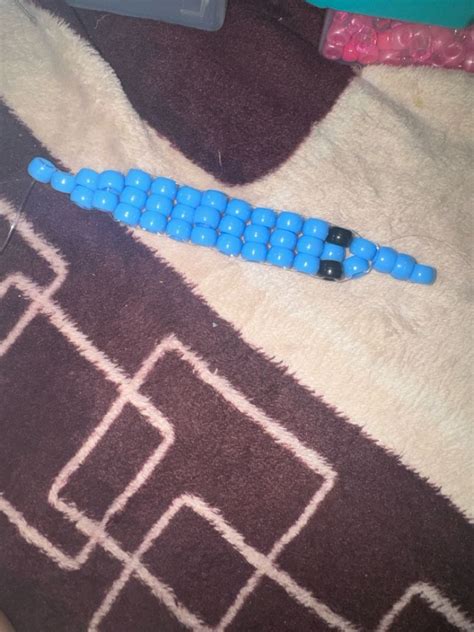 How To Make A Kandi Worm Bcuz I Havent Seen A Tut Of This On Pintrest ♡♡ Kandi Kandi