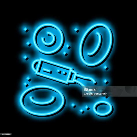 나노 로봇 현대 기술 네온 글로우 아이콘 그림 건강관리와 의술에 대한 스톡 벡터 아트 및 기타 이미지 건강관리와 의술 검사 보기 모던 양식 Istock