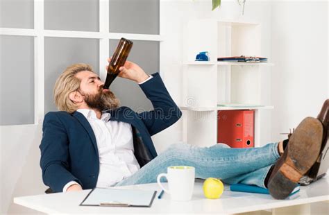 Freelancer Hipster Office Worker Business Man Finishing Work Before