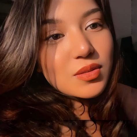 Stephanie Steph Nzn On Threads