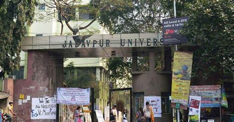 অঙ্কে ফেল করেও পাশের দাবি তুলে বিক্ষোভ