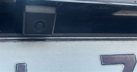 작업 전날에 연락드렸는데도 친절하게 잘해주시고 작업속도도 매우 빨라서 만족스럽습니다 후사경이 부서져서 곤란했는데 서비스로 글루건으로 고정도 해주시고 다음에도 여기에 맡길거