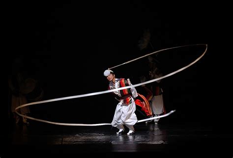 상모 돌리기 한국 전통 의상 전통 의상 한국