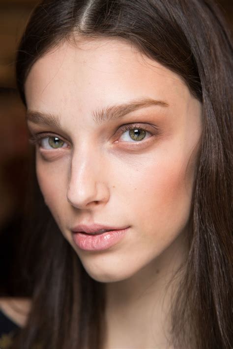 What To Know About Aczone The Newest Prescription Acne Medicine On The Block Glamour