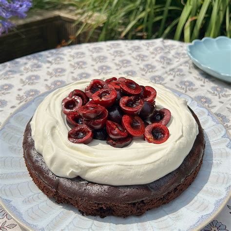 Chocolate Cherry Cake Recipe Chocolate Cake With Cherries