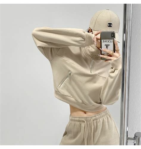 크롭 트레이닝복 상의 여자 반지퍼 댄스 단체복 의상 운동 조깅복 헬스복 긴팔 가을 겨울 티몬