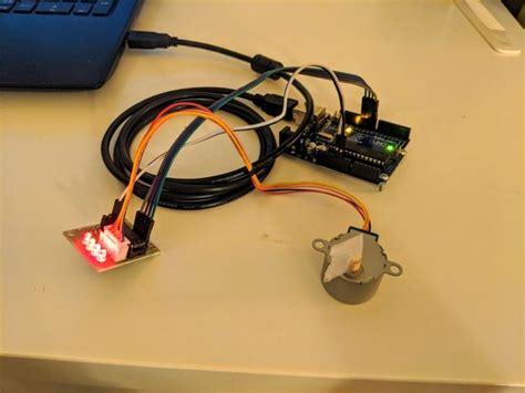 3d打印制造极简的自动喂鱼机 arduino 实验室