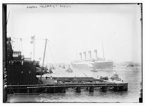 1922 A Christmas Feast For Woo Ki And The Pirate Cats Of Chelsea Piers