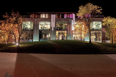 Зеленое устойчивое пространство Центр знаний Ebben Inspyrium О питомнике Ebben Питомник Ebben