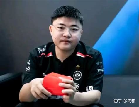 Edg管理层下定决心，下赛季将续约uzi，并围绕他更换队员 知乎