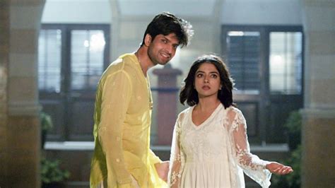 Watch Aankh Micholi Full Episode 6 Online In Hd On Hotstar Uk