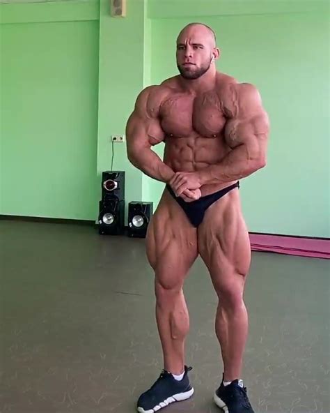 Big Russian Bodybuilder Video 2