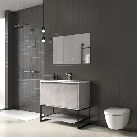 세면대가 있는 회색 독립형 욕실 세면대