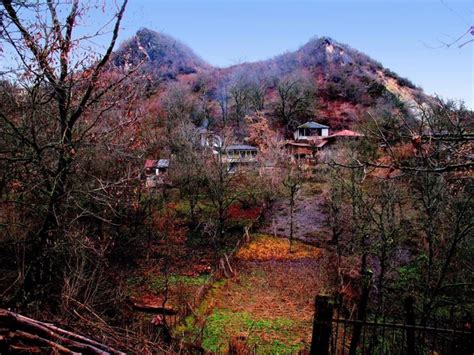 ფოტომოგზაურობა აუცილებლად სანახავი 11 ადგილი რაჭაში მხატვარ კოტე ჯინჭარაძისგან At