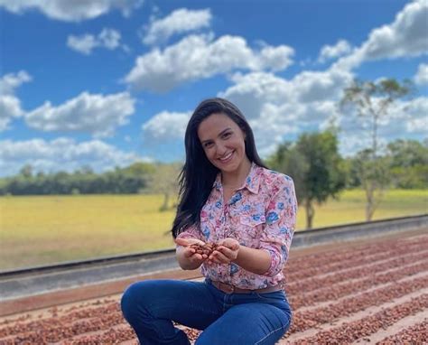 Agr Noma E Influenciadora Capixaba Stefany Silveira Vive A Expectativa De Conquistar Pr Mio De