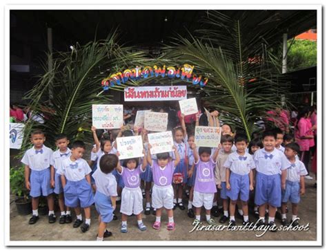 ตลาดนัดพอเพียง สู่เส้นทางเถ้าแก่น้อย