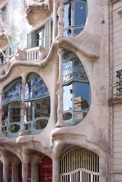 Casa Batllo Antoni Gaudi Barcelona Wikiarquitectura 03 Wikiarquitectura