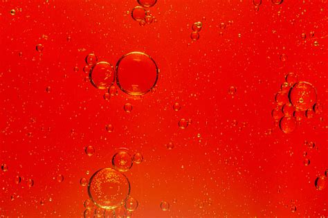 빨간 매크로 음료 거품 콜라 와 얼음 음식 배경 콜라 클로즈업 디자인 요소 맥주 거품 매크로 얼음 거품 배경 얼음 큐브 추상적 인 배경 물에 대한 스톡 사진 및 기타 이미지