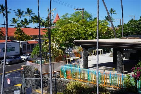 Business Monday Breathing Life Back Into Kona Bay Hotel Once Known As