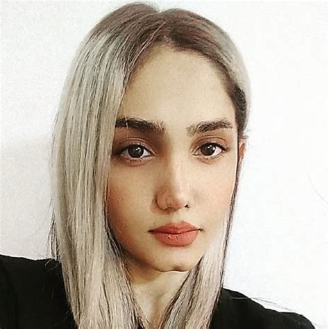 Bita Bakhtiyari Bitabakhteyarizadeh • Threads Say More