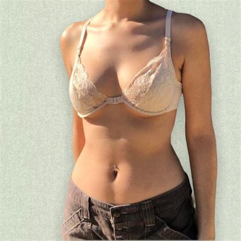 Beige Lace Bra Such A Comfortable And Sultry Depop