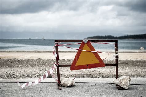 Test Url Redirects With Webdriver And Webrequest