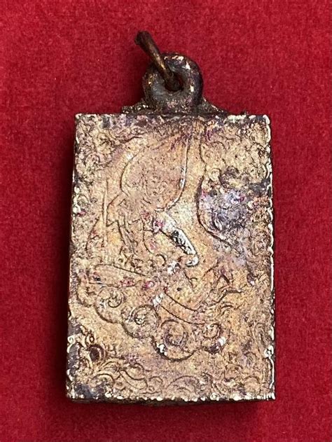 พระสมเด็จฝังลูกปัดโบราณเม็ดพระธาตุลงรักปิดทองเดิมพร้อมกรอบ กรุวัดพระแก้ว วังหน้า Ennxo