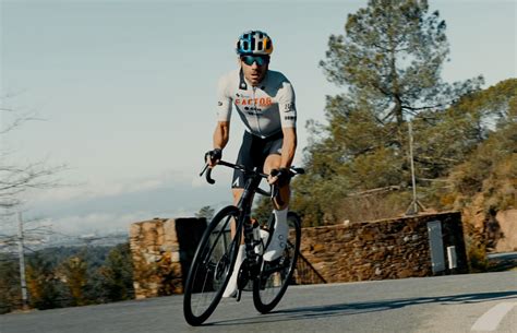 Avancini Surprises Everyone And Signs With Factor Racing Road Team As