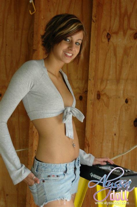 Pictures Of Alyssa Doll Fixing Things Around Her House Porn Pictures