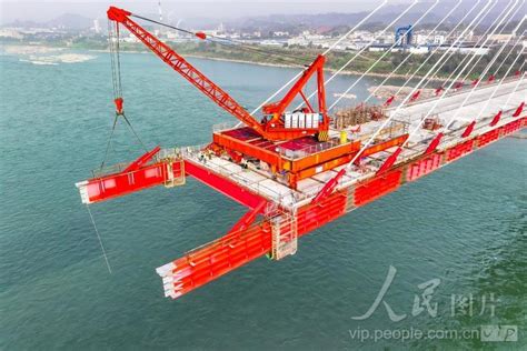 四川合江：榕山长江大桥建设有序推进 人民图片网