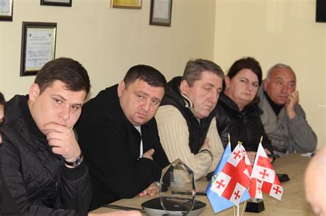 ხარაგაულის მერმა კობა ლურსმანაშვილმა წლის პირველი სამუშაო თათბირი გამართა