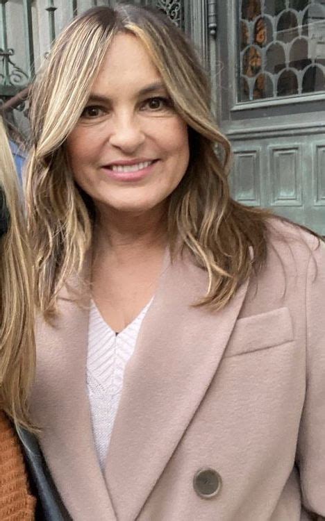 Pin De Lovemyjosie En Mariska Celebridades Ley Y El Orden